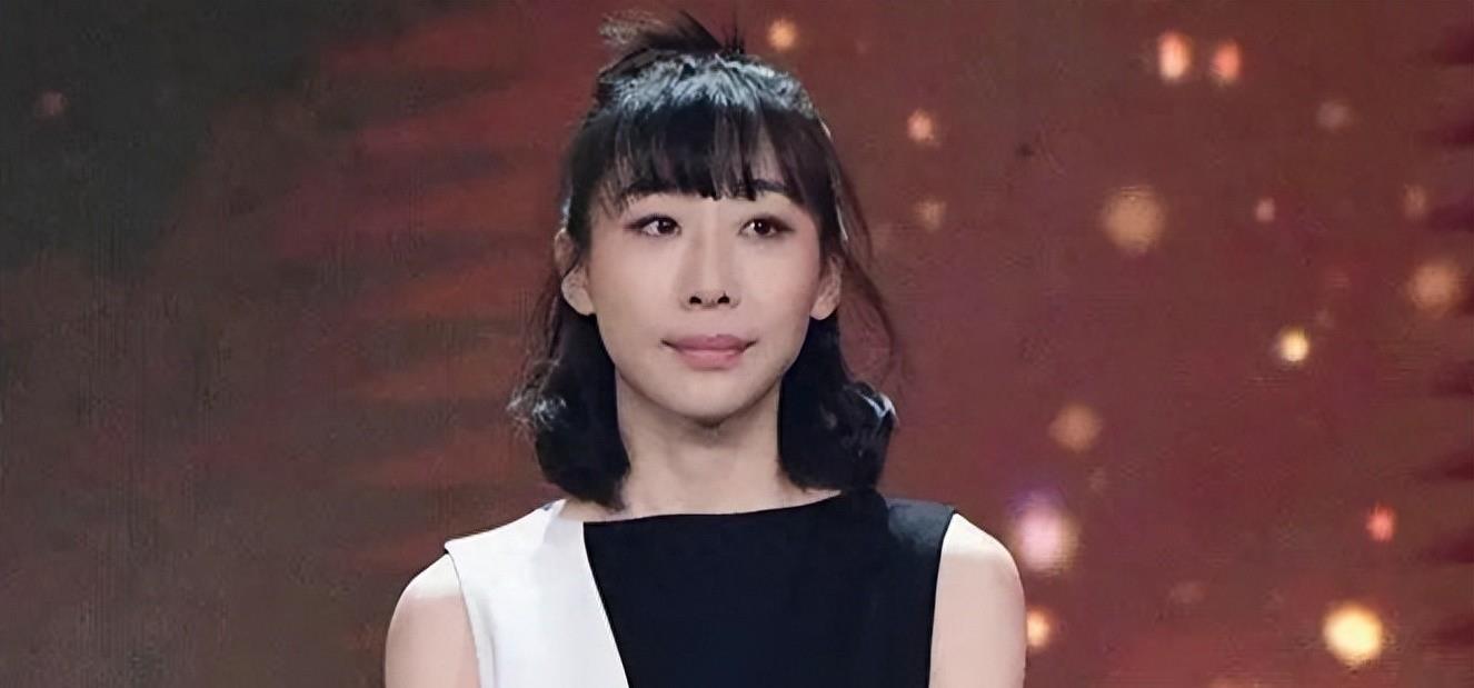 "Donkey-faced movie queen" Ren Suxi - iMedia