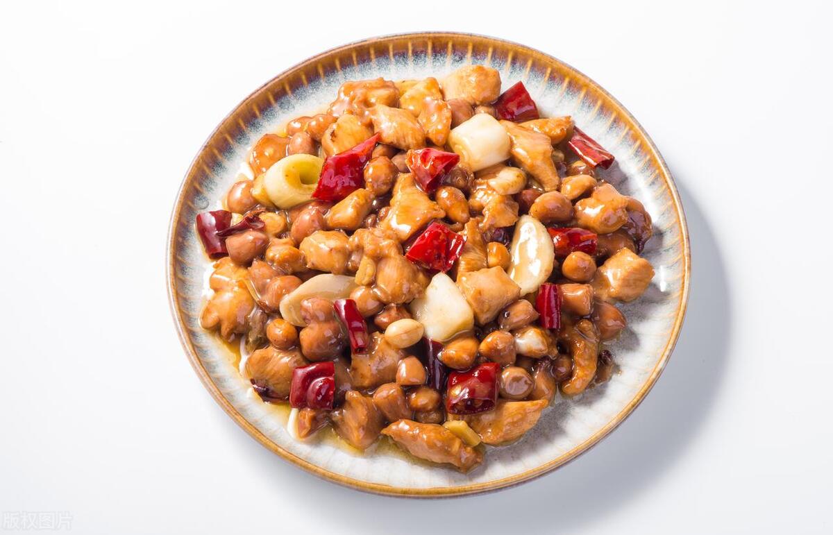 Peanut Chicken is a classic Chinese dish - iMedia
