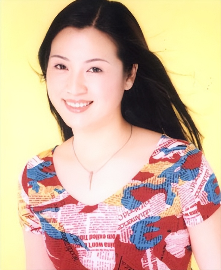 CCTV host Wang Huan: Dedicating her life to work, she died of illness ...