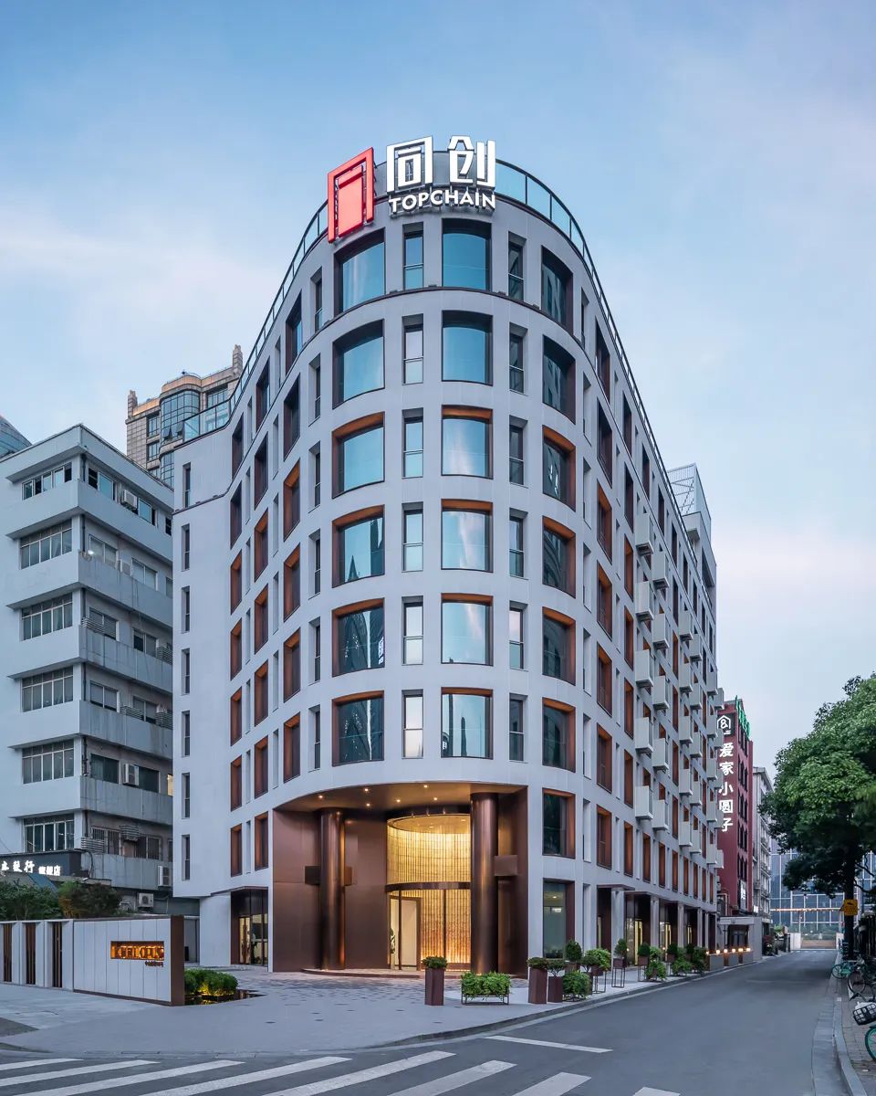 Shanghai Bund Tongchuanghui OPUS - iNEWS