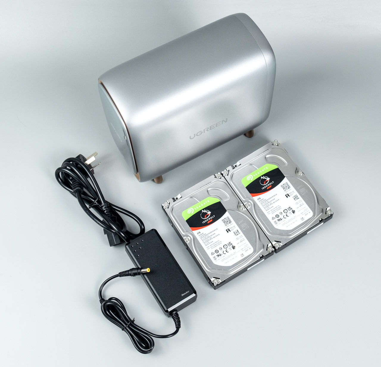 High-value NAS can still play, Green Alliance private cloud DH2600 realizes Chinese domain name ...