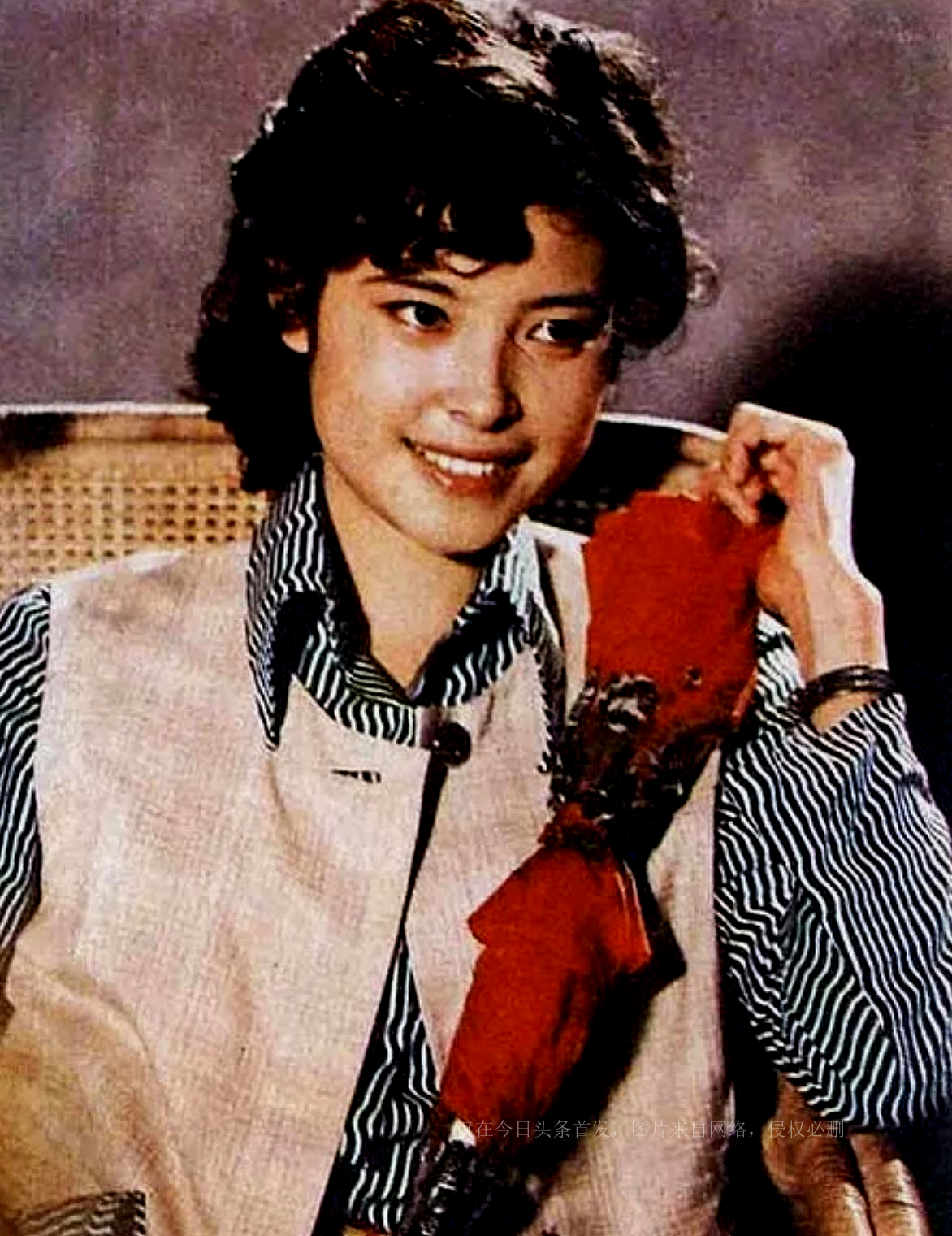 Actor Li Xiaoyan: Married to Zhang Jinling's ex-husband, now her ...