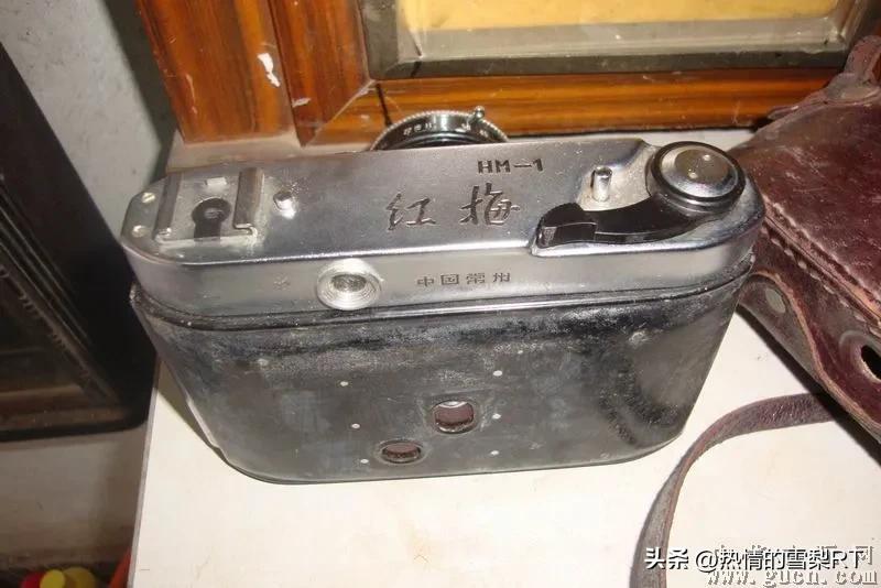vintage red plum camera - iMedia