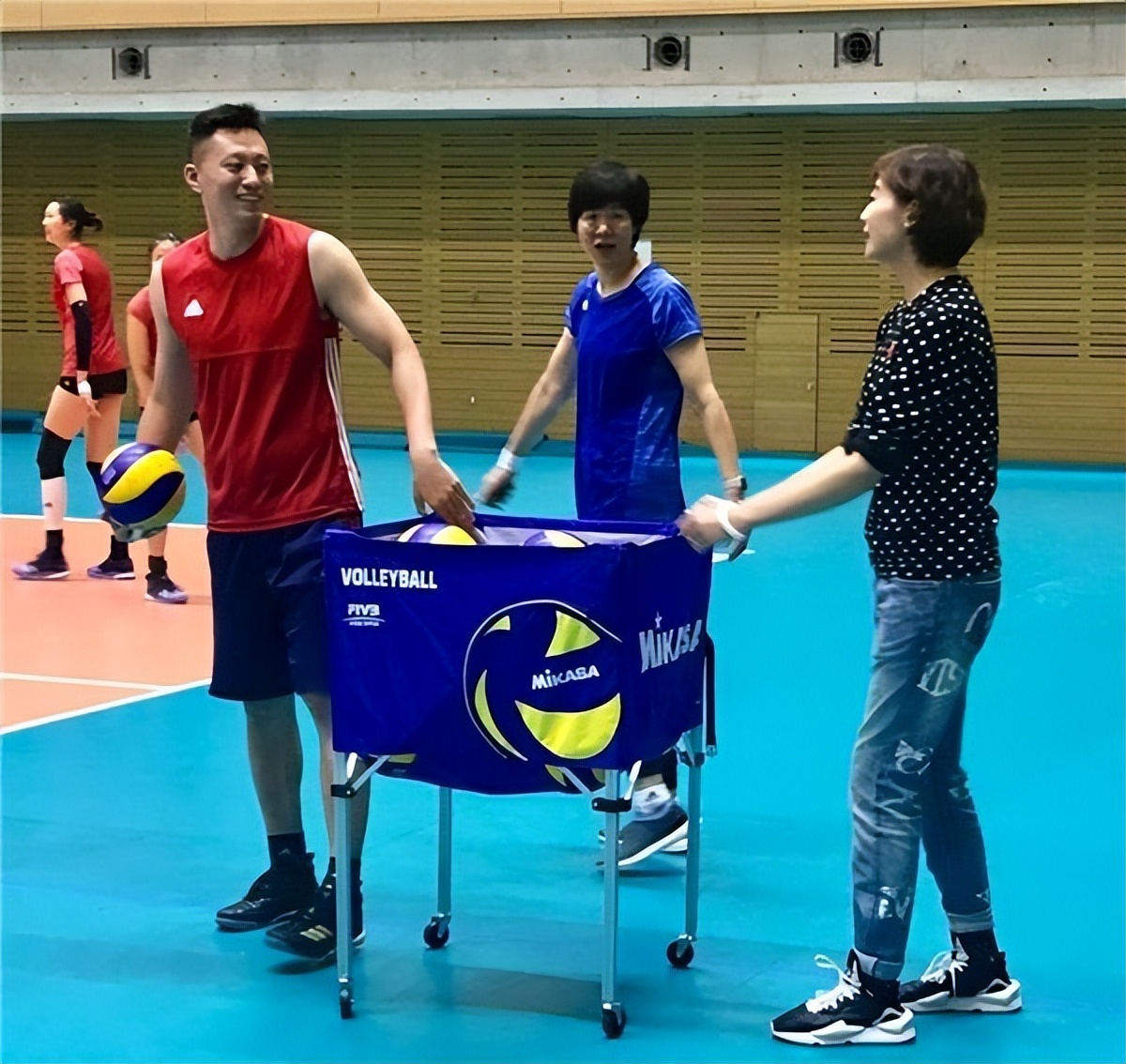 The women's ranking will be upgraded to become a mother, Hui Ruoqi is ...