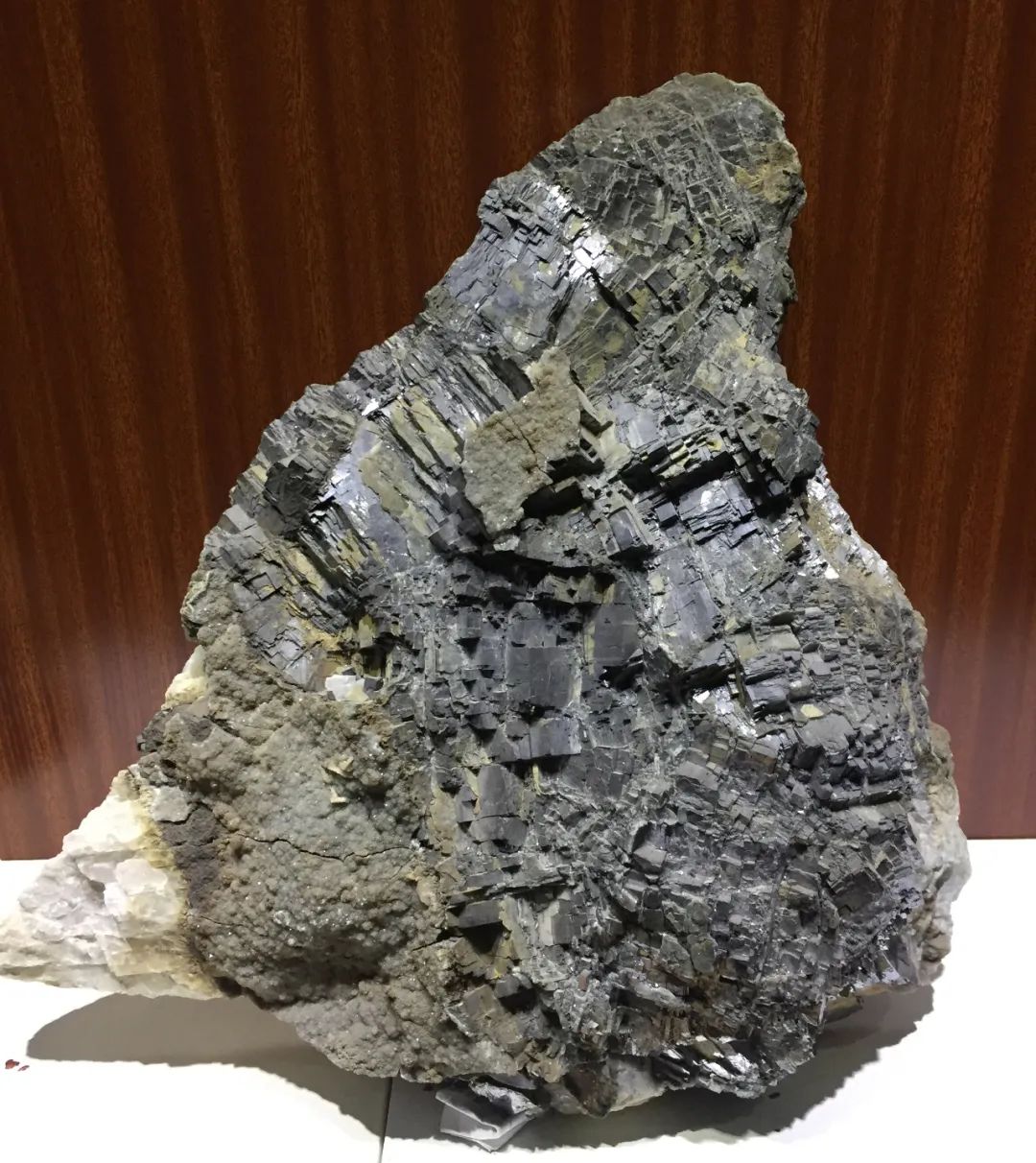 Mineral pigments - "poison white" of white lead ore - iMedia