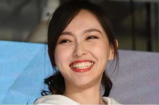 With the laughing moments of 13 actresses, who has the best laugh - iNEWS