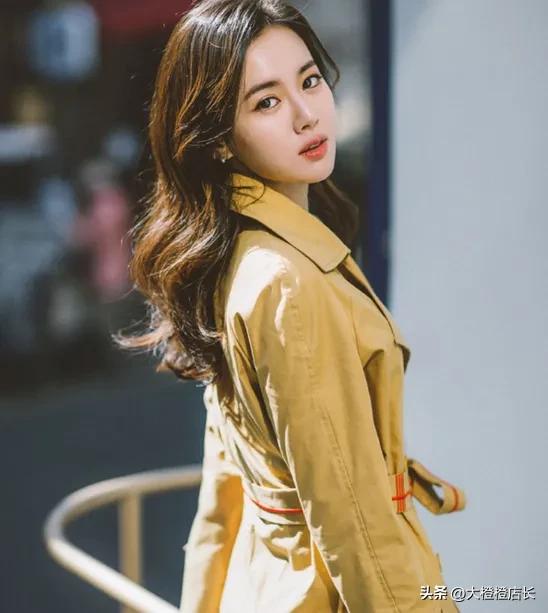 Share pictures - Jiang Kaitong, goddess of temperament - iNEWS