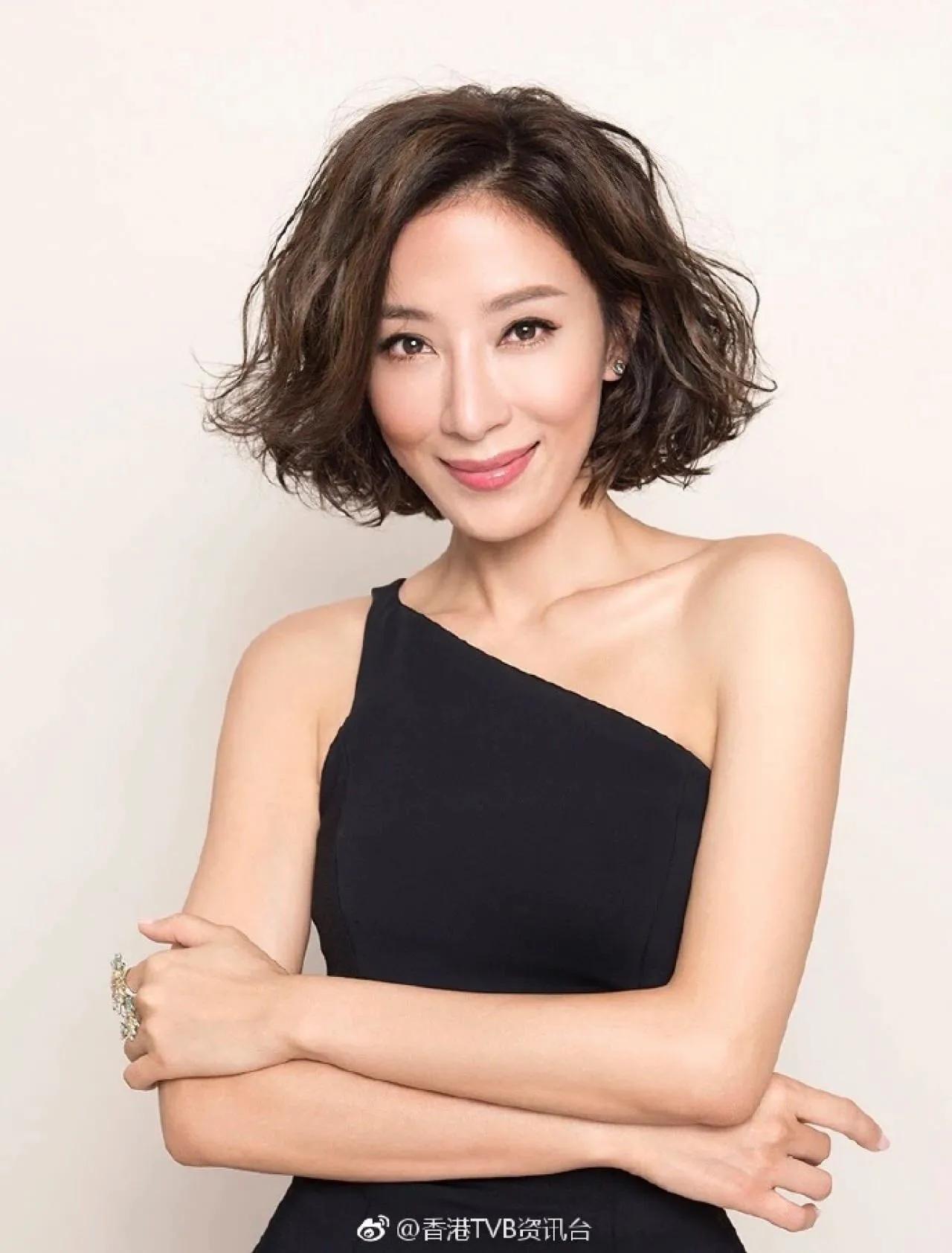 TVB Hua Dan Yang Yi once married a soft rice man for 5 years to buy a ...