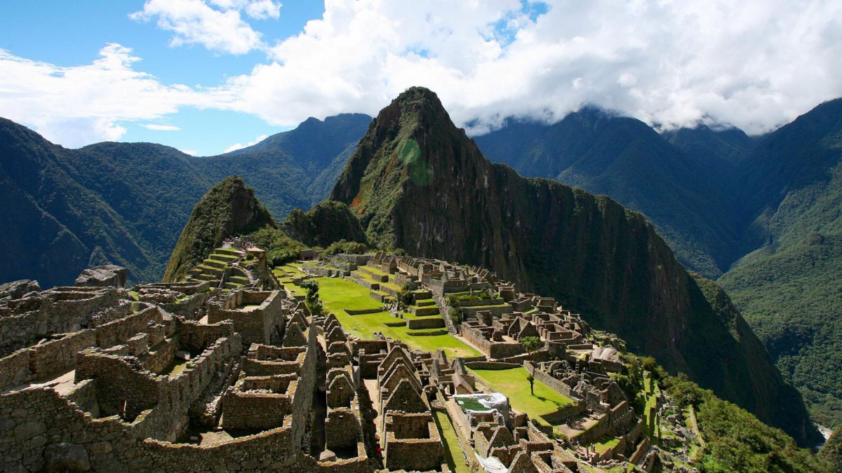 The Economic, Political, and Cultural Institutions of the Inca Empire ...