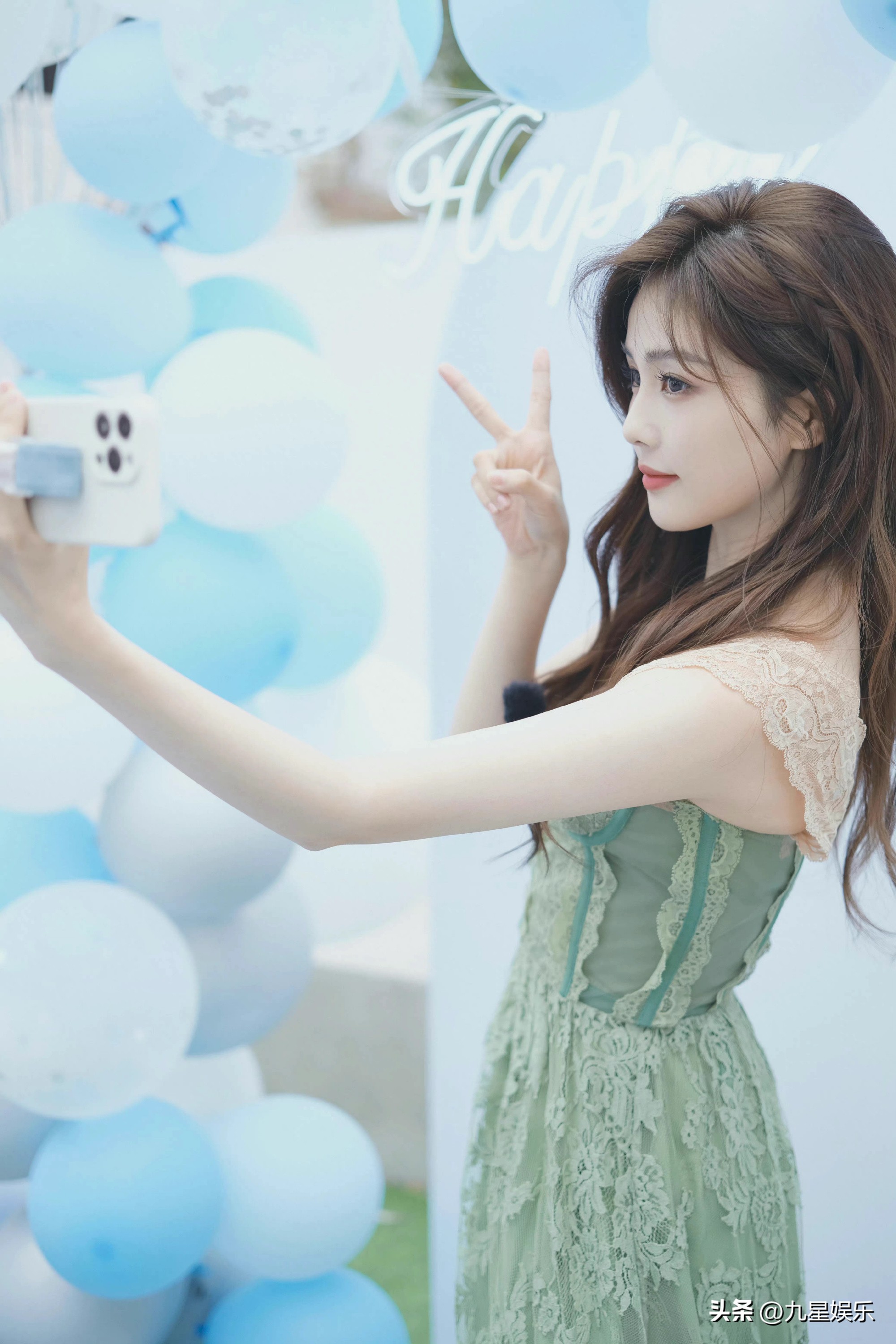 Bailu's birthday photo, it turns out that Bailu's real name is Bai ...