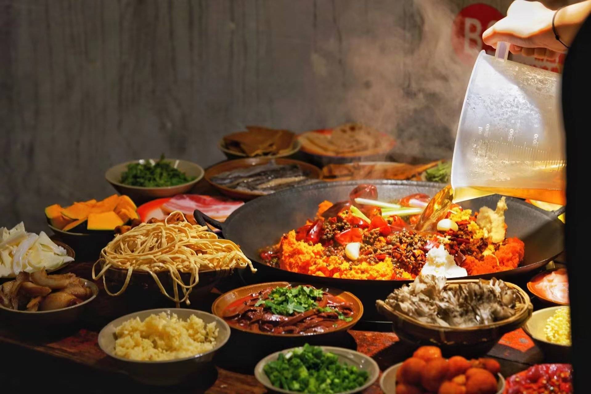 The new treasure hot pot restaurant in Yanghe Village, the indigenous ...