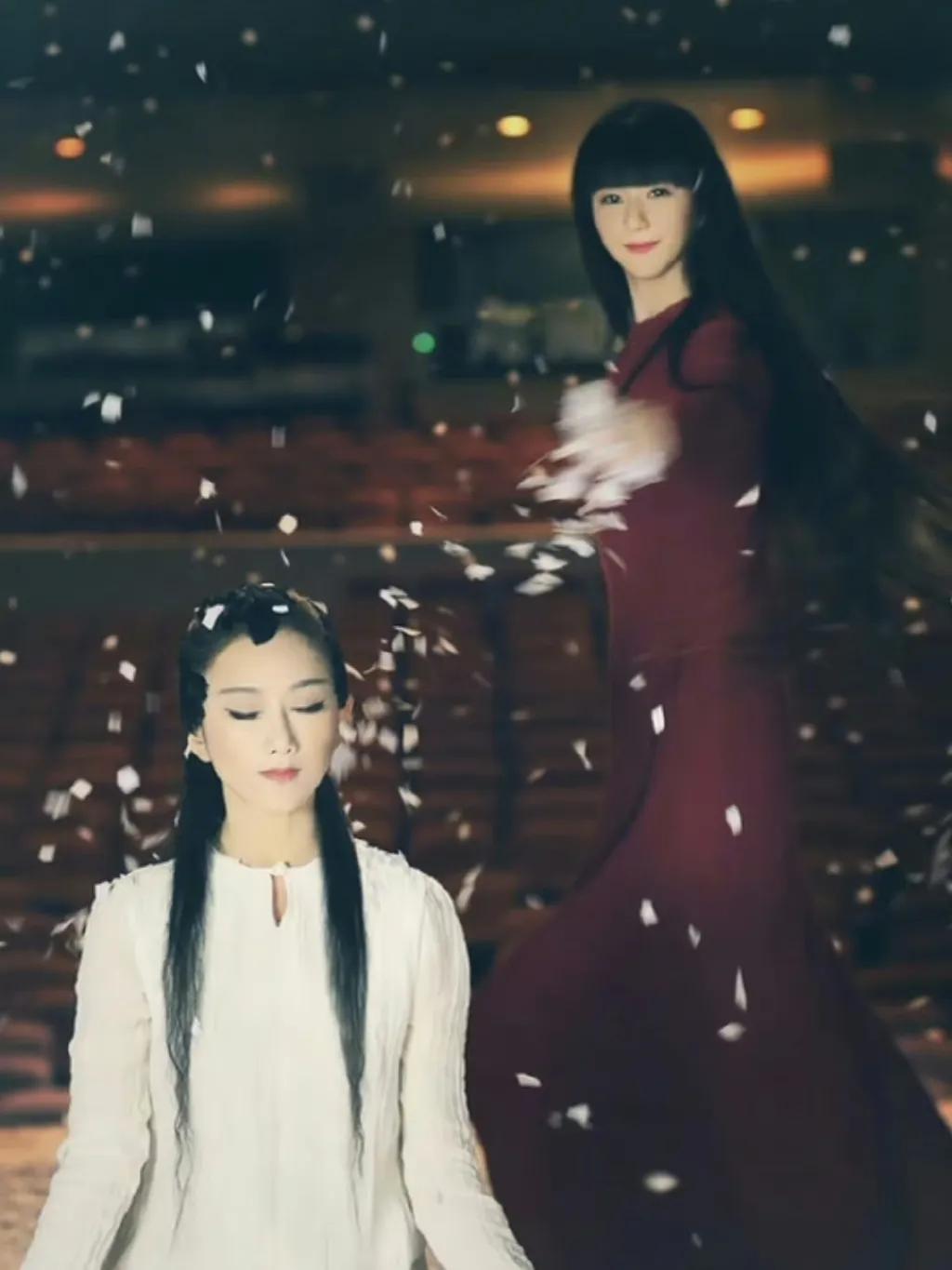 Dance carnival across borders! Yang Liping and the little bunting are ...