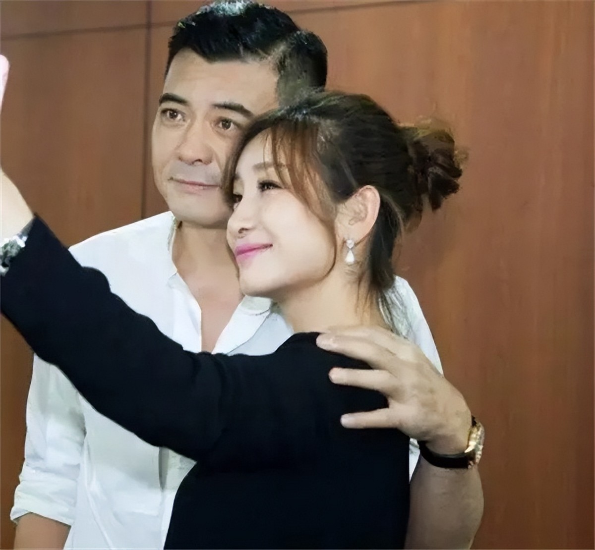 In 2015, after 36-year-old Qin Hailu gave birth to a son who weighed ...