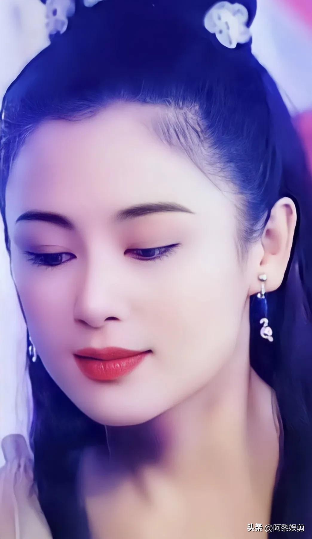 Chen Hong: Beautiful and refined, beautiful and full of moonlight - iNEWS