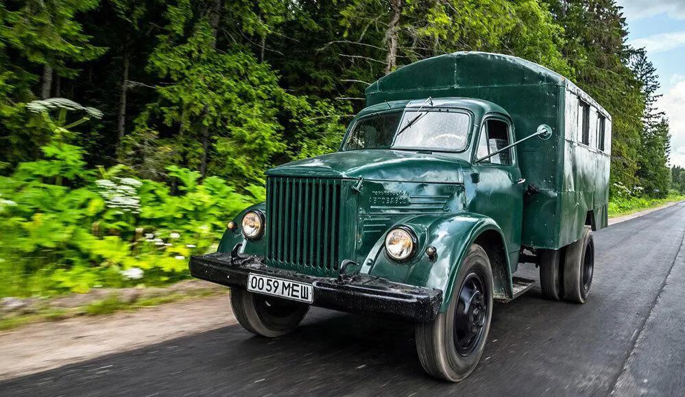 Soviet GAZ 51 and special vehicles - iNEWS