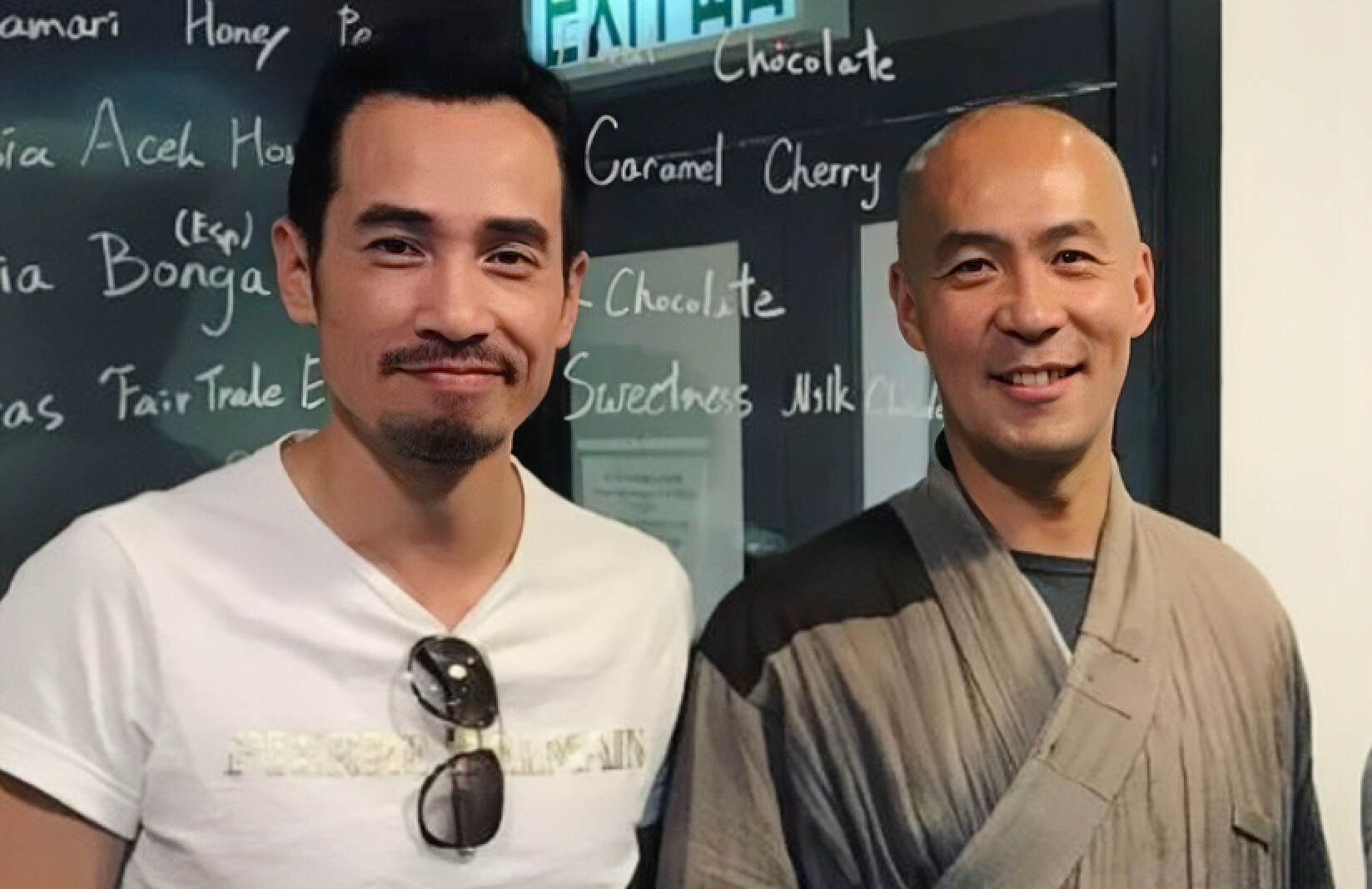 A well-known actor in Hong Kong has been a monk for many years, wearing ...
