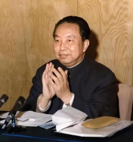 When Premier Zhou passed away in 1976, Ye Shuai sent two questions to ...