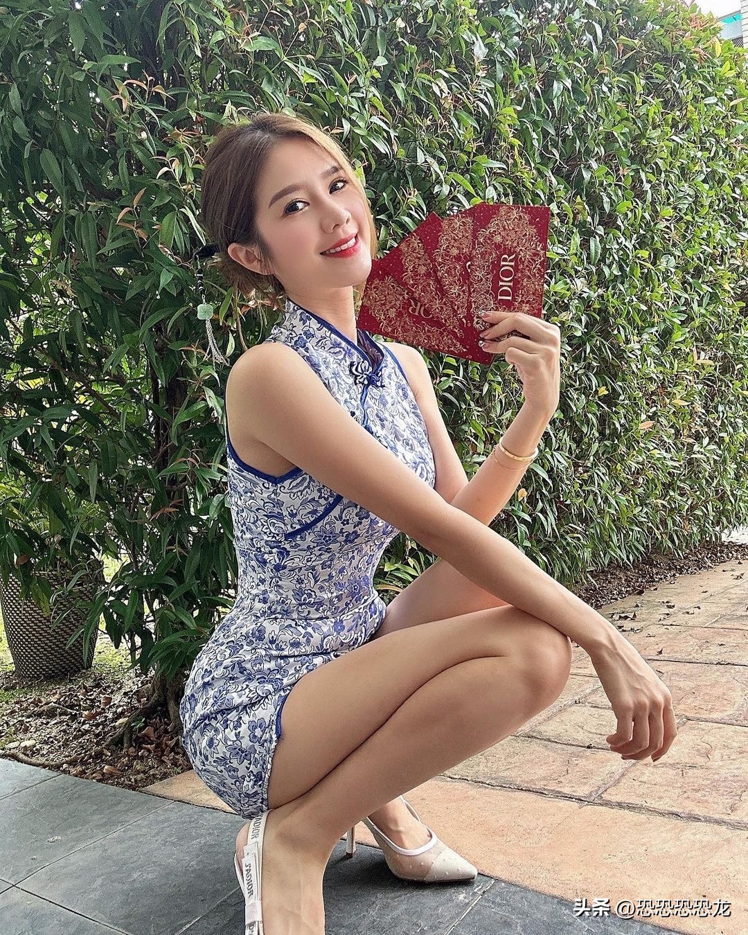 Elegant and luxurious temperament, Chinese women can interpret the ...