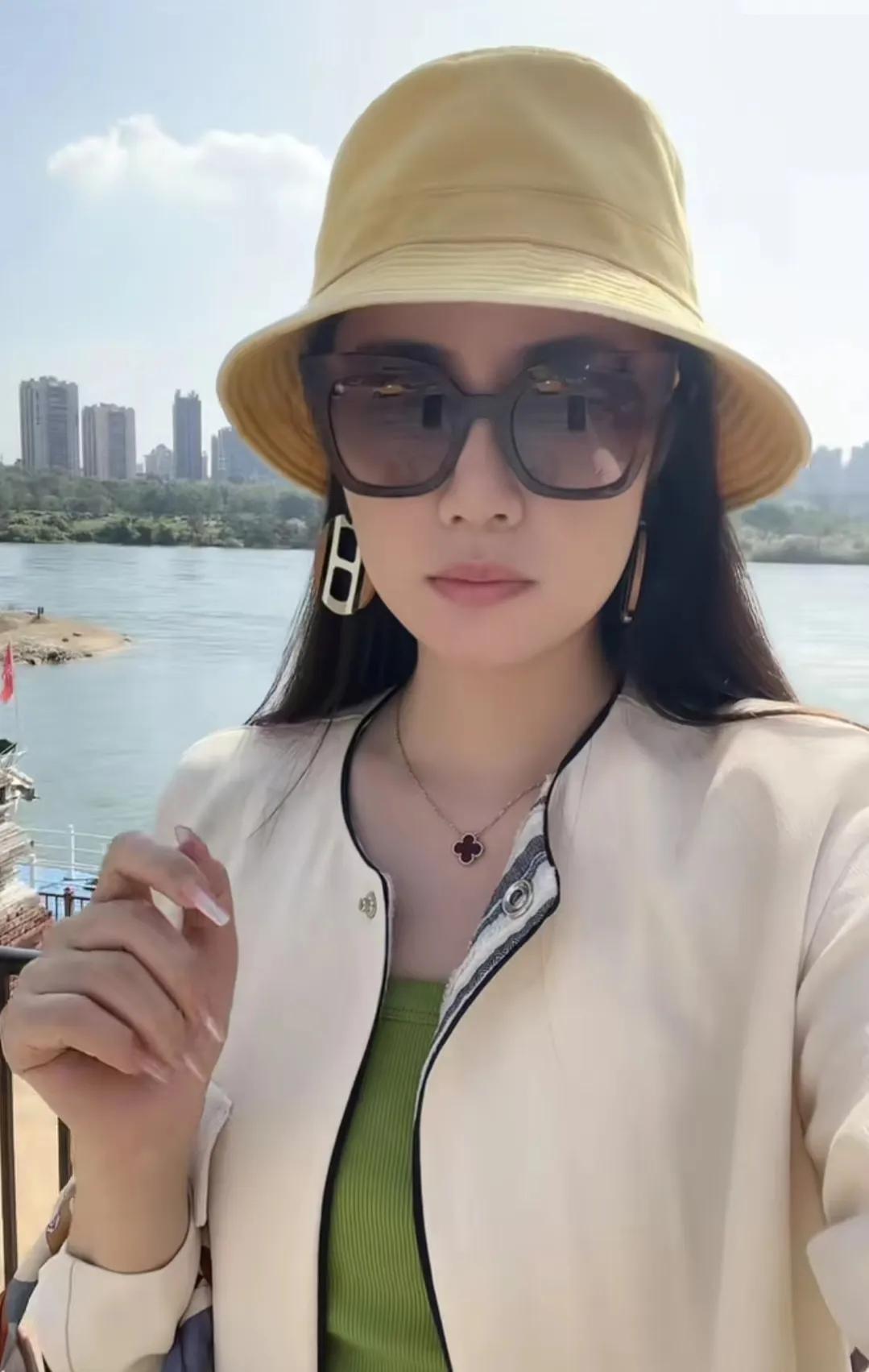 Actor Xie Guangkun shouted from the air that if Wang Xiaomeng didn't help to promote rural love ...