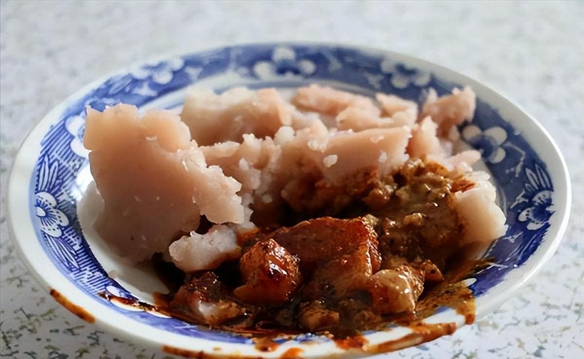 The Chinese intangible cultural heritage snack named "Gua Gua", known ...