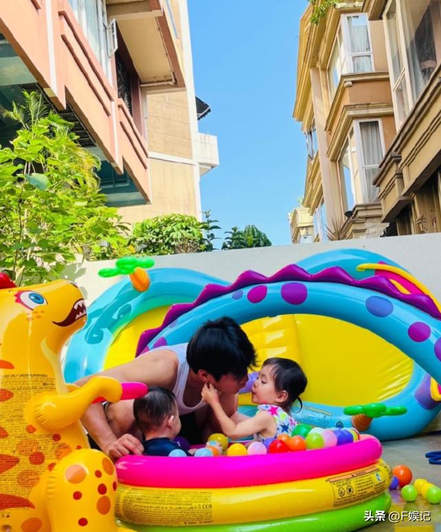 Luo Zhongqian's birthday and Yang Yi's children happily spent the ...