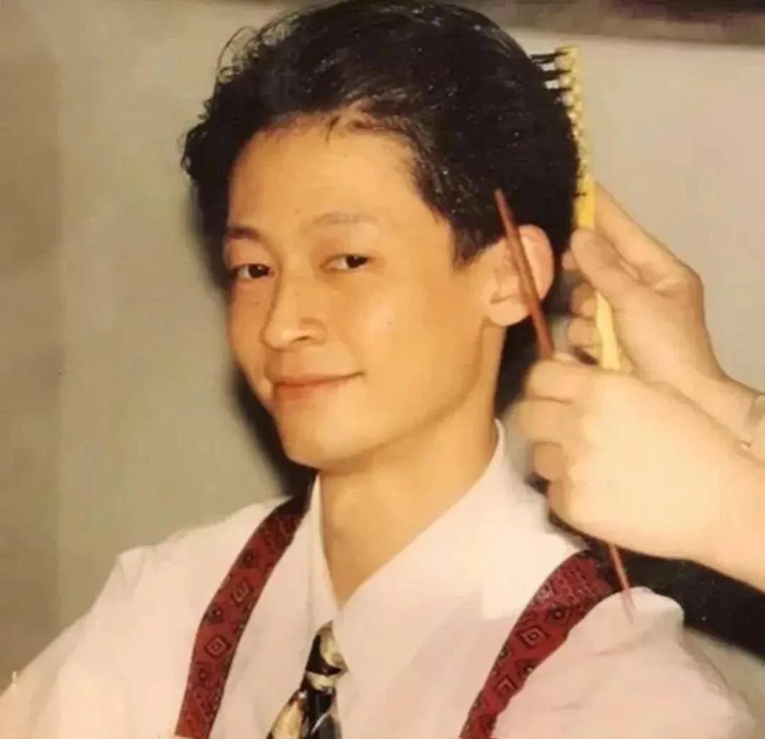 Wang Zhiwen: After many goddess girlfriends, and now married to a rich ...