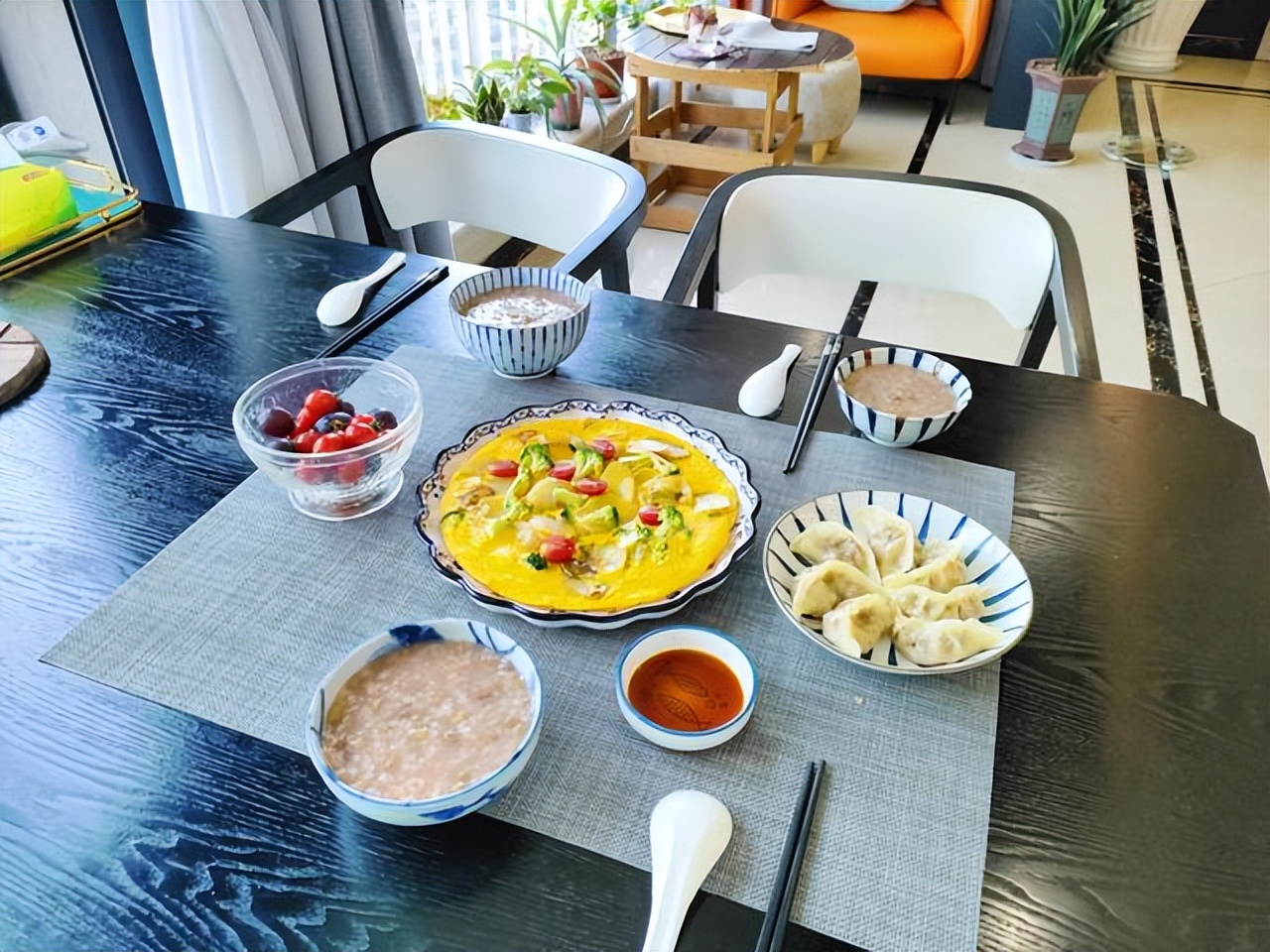 How to eat breakfast like an emperor?Look at this mother, you can get a ...