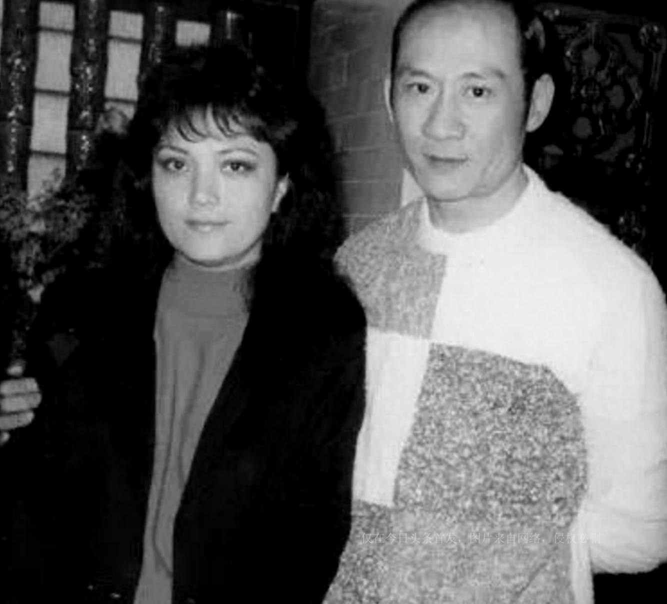 Inside the circle: Li Jiading was worried that Shi Ming was unconscious ...