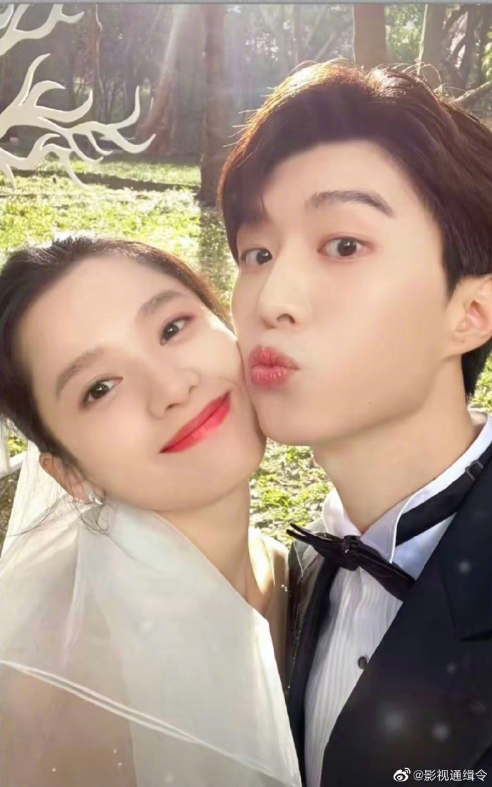 I really fell in love with Fan Chengcheng and Zhang Jingyi - iMedia