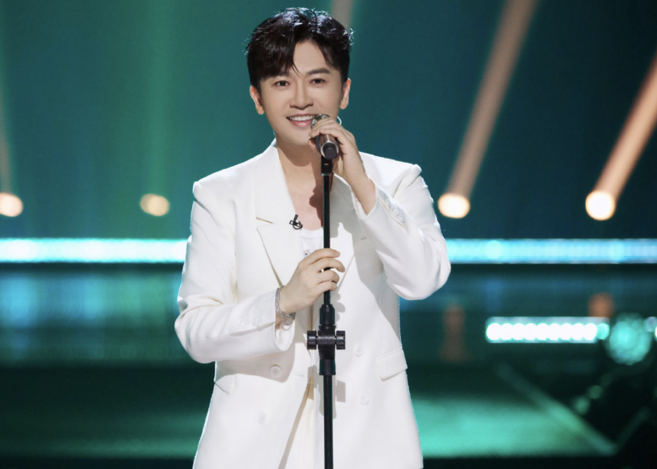 Su Youpeng: I made a 40-year-old appointment with Ruby Lin, and now at ...