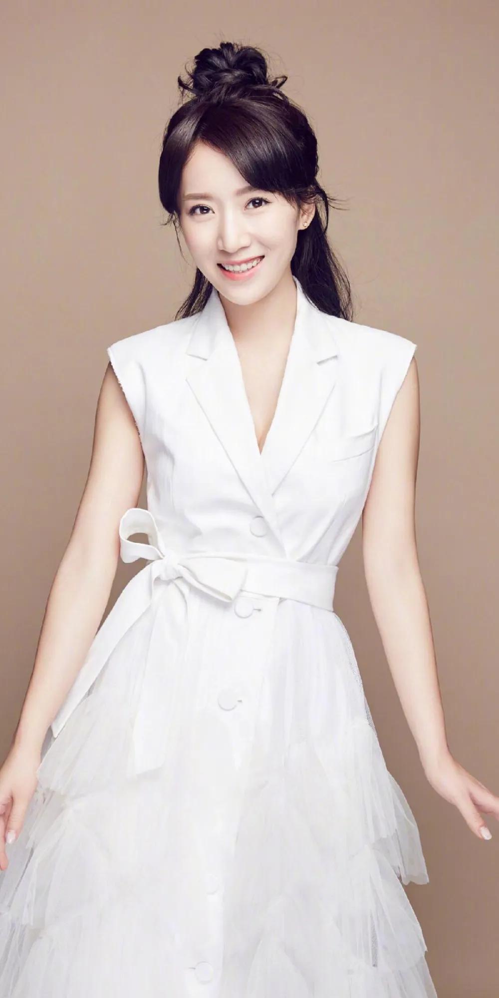 Mingyang Entertainment - Beauty Star - Li Nian - iNEWS