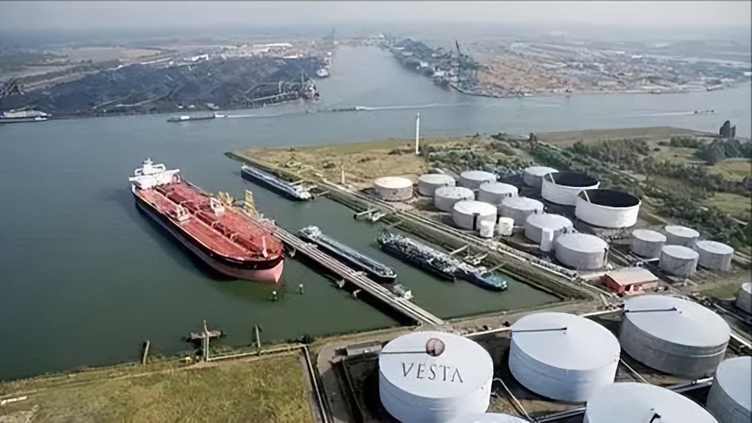 The "change" and "unchange" of the global oil and gas trade pattern ...