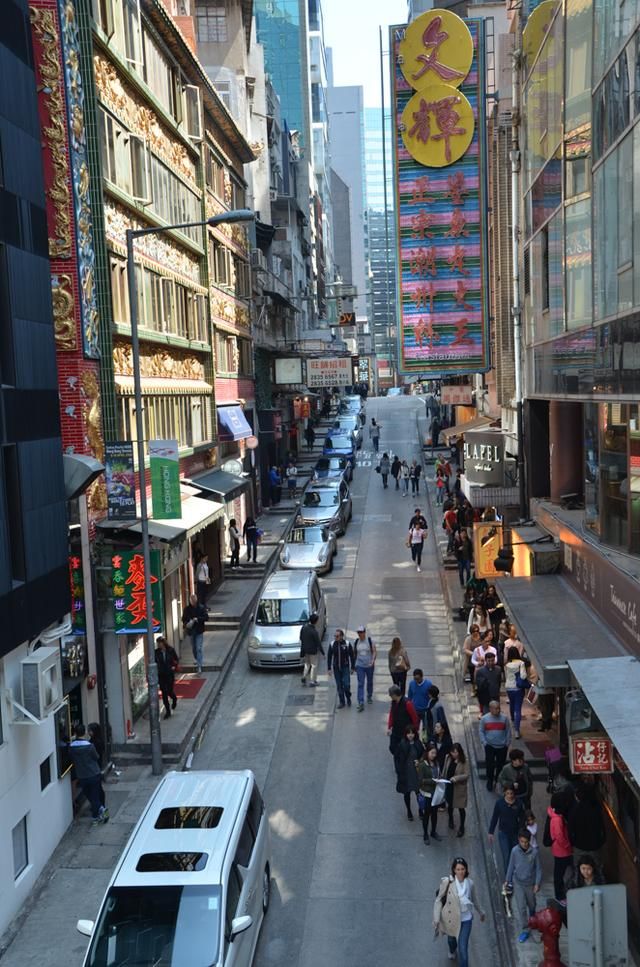There are still such charming old streets in Hong Kong, you must go ...