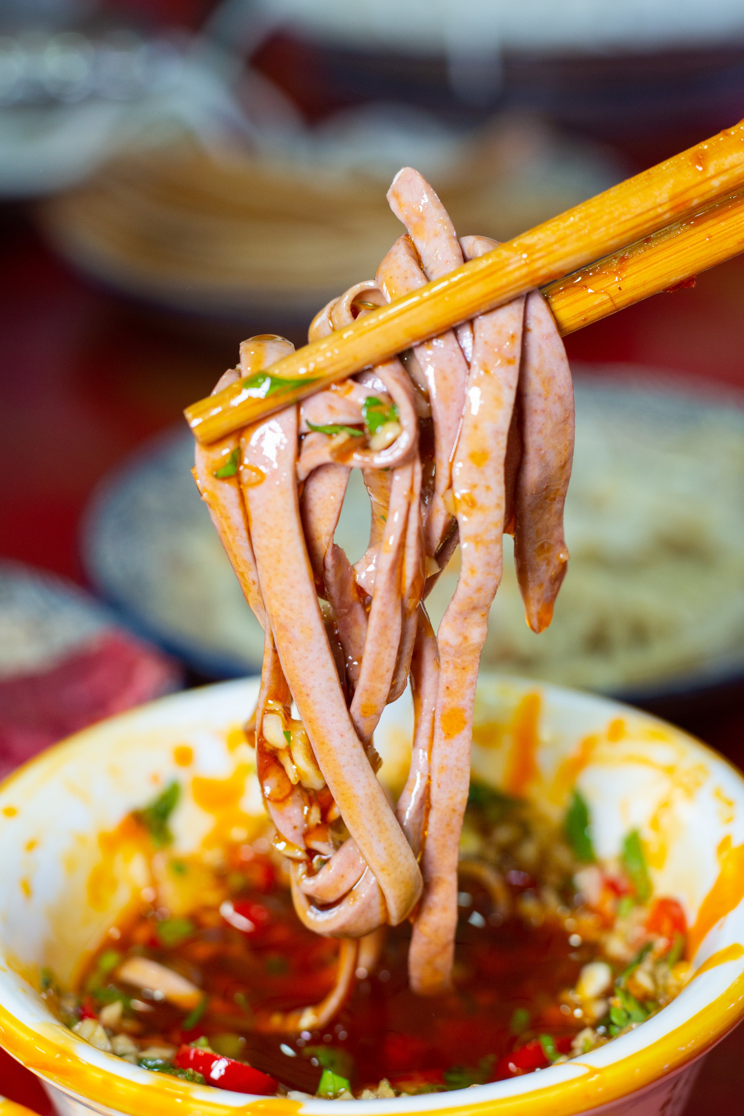 Sit in the courtyard of a private house and eat authentic Chengdu hot ...