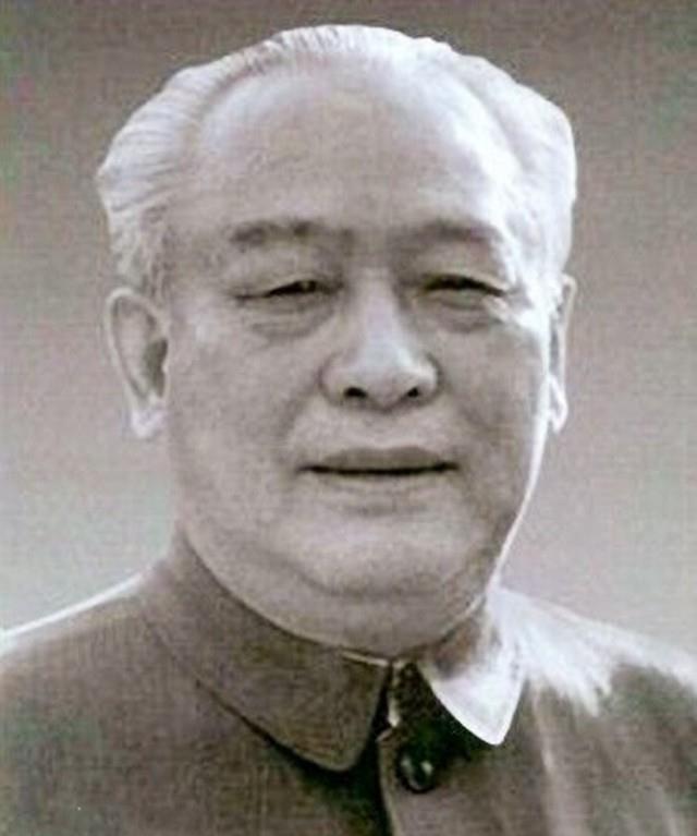 In 1982, Deng Xiaoping asked Chen Pixian to work in the General Political Department. Yu Qiuli ...