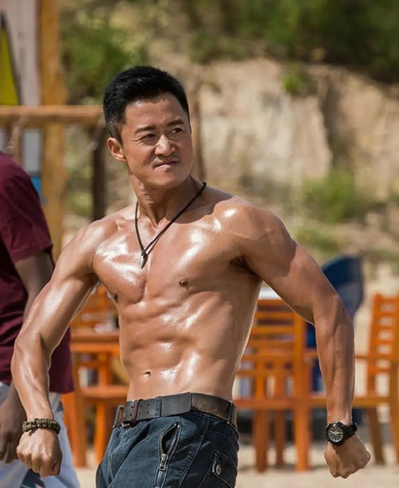 Wu Jing shared the "weight loss secrets" of losing 10 catties a month, so how does he maintain ...