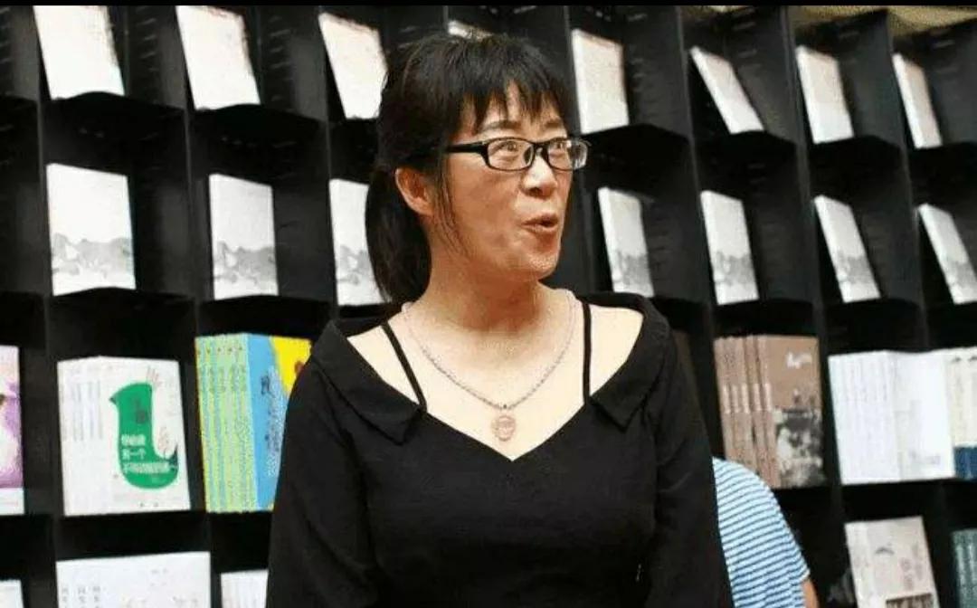 After reading "To 2022", one of Yu Xiuhua's two works about the New ...