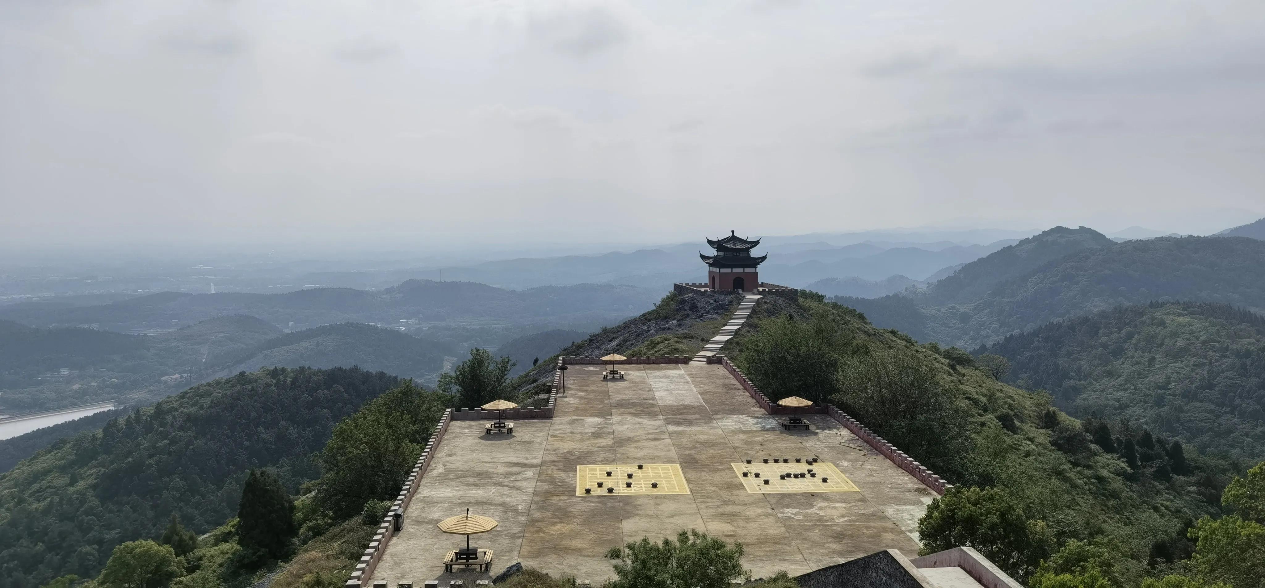 Li Bai's "Waste Ten Years" in Anlu - iNEWS