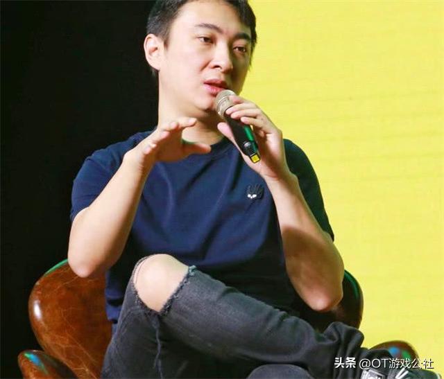 One of the former four golden flowers, the former female commentator of ...