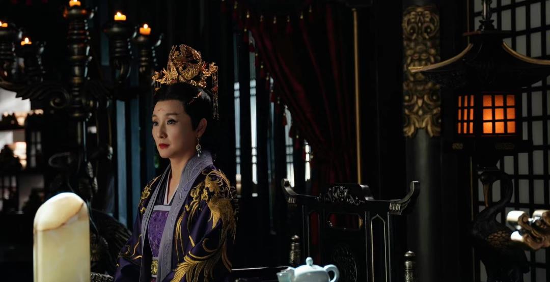 Li Shaohong was favored by Zhang Yimou. After two emotional injuries ...