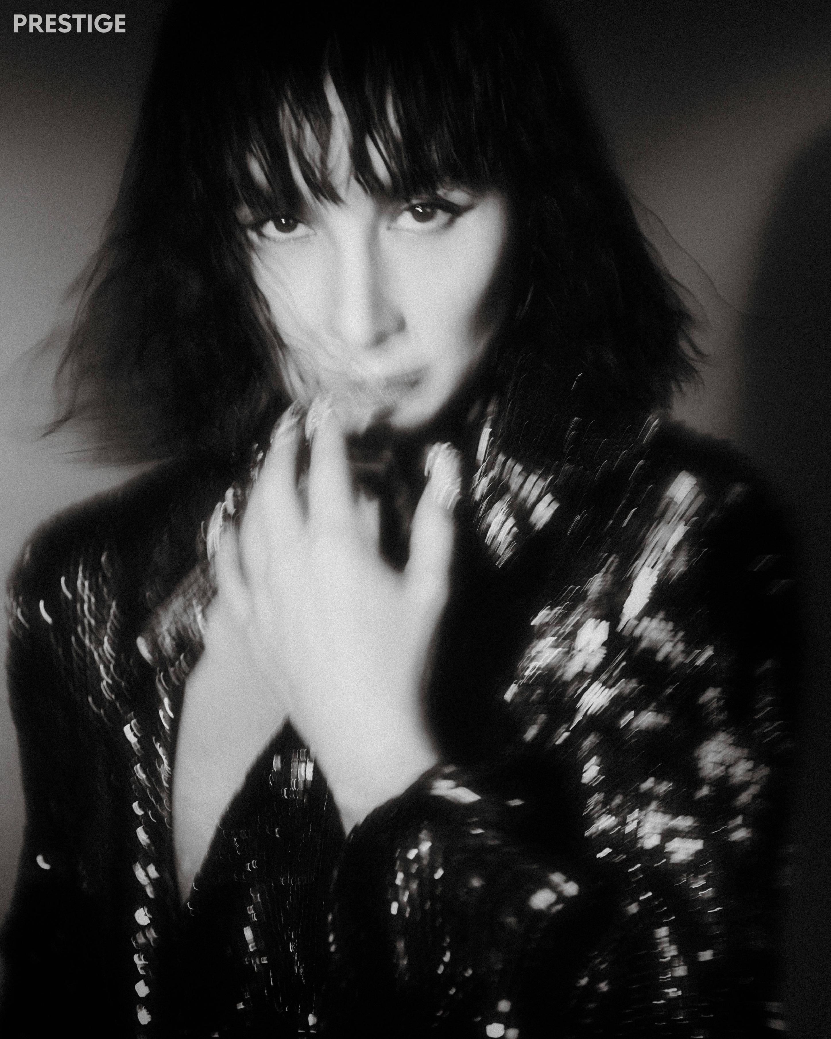 He Chaoyi's multiple sets of avant-garde Dengfeng will attend the Hong ...