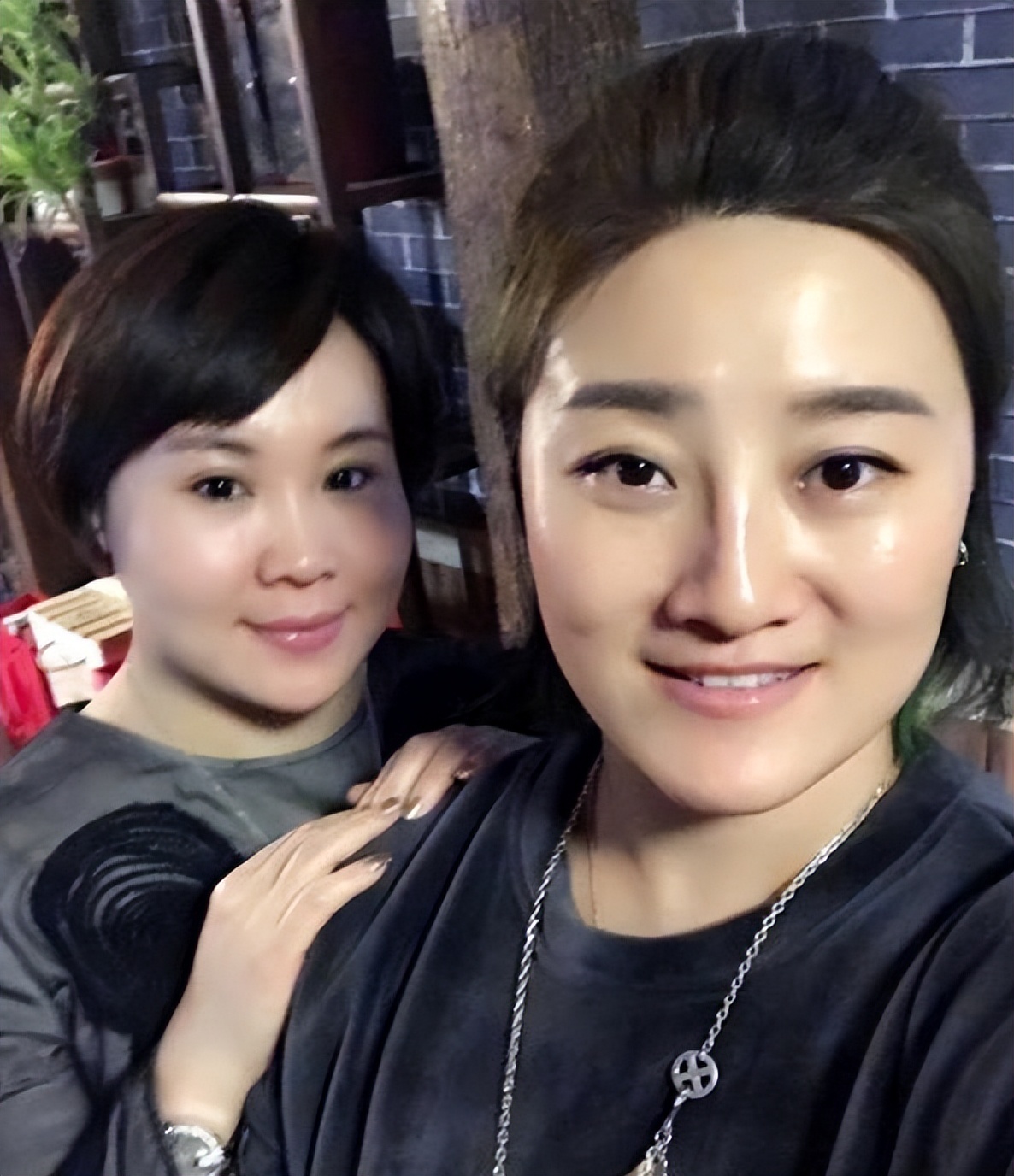 Everyone in Zhao's family "betrayed the school" and left Benshan Media ...