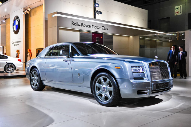 What types of Rolls-Royce are there? - iNEWS