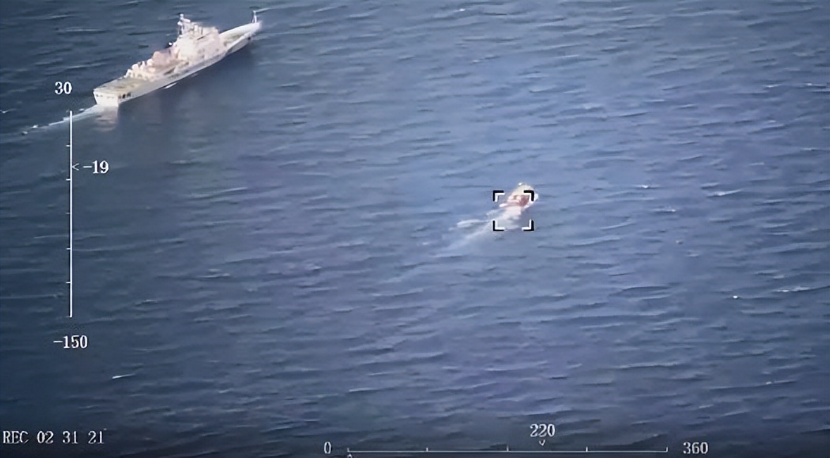 China's ultimatum: Tow away the beached warship! Otherwise, don't blame ...