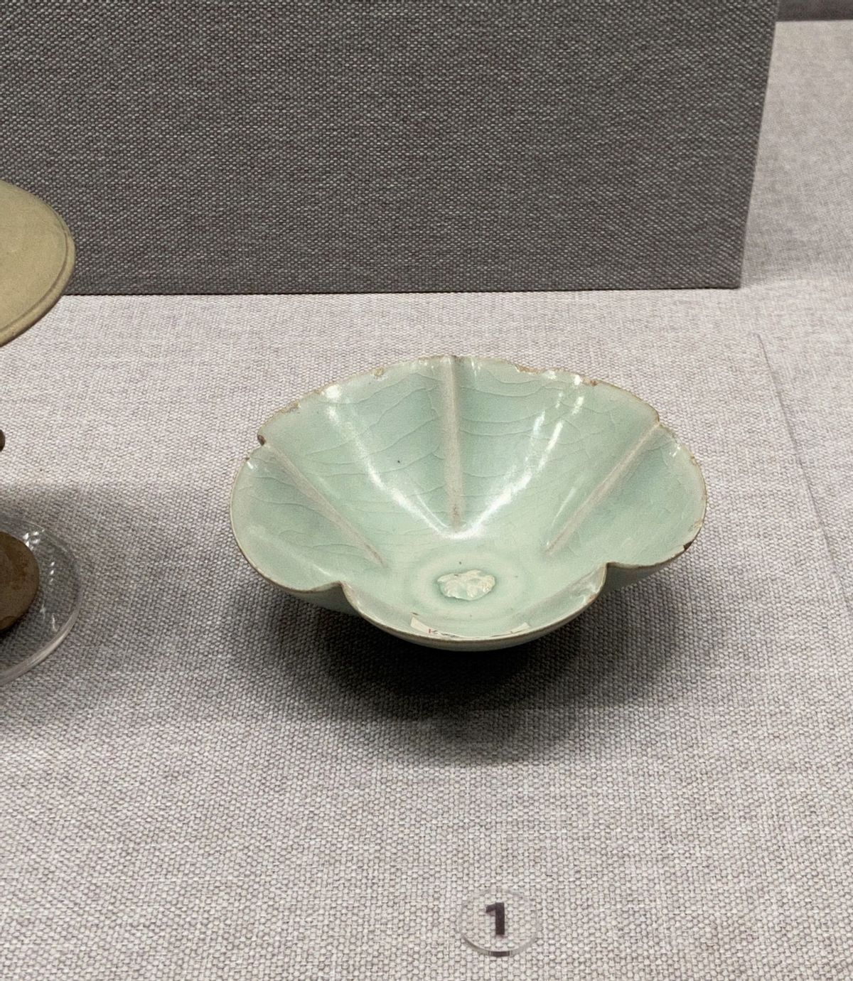 Ceramics Museum of the Forbidden City: sharp and free-spirited carvings ...