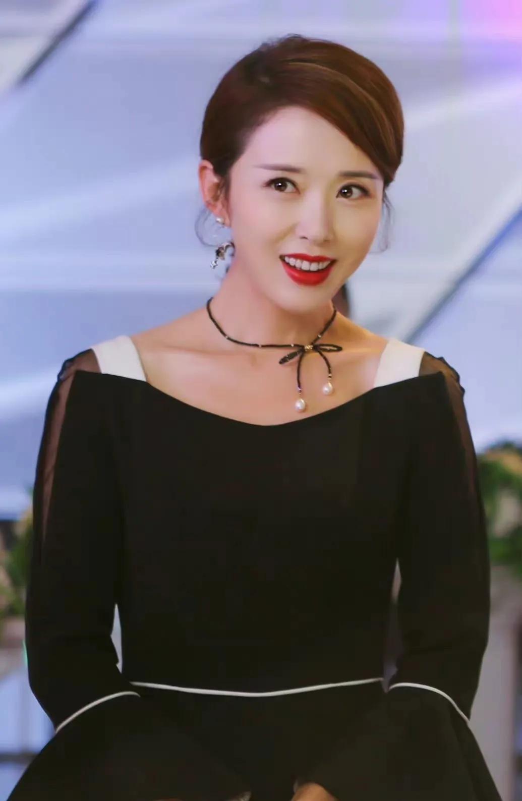 Actor Yan Danchen: Marrying a husband who is 4 years younger, he cooks ...