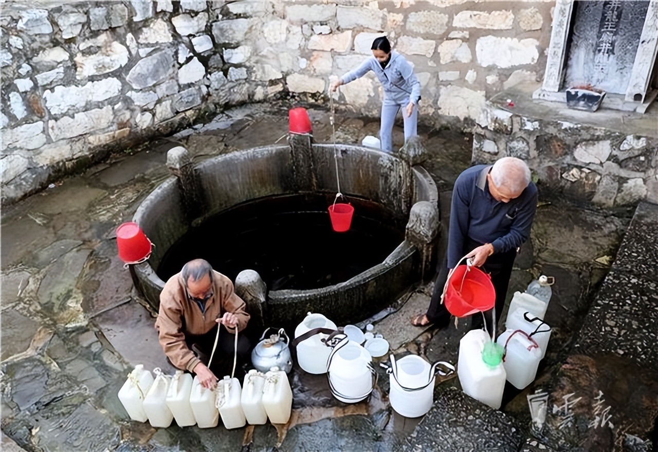 This ancient well in Yunnan has a long history and is praised as "the ...