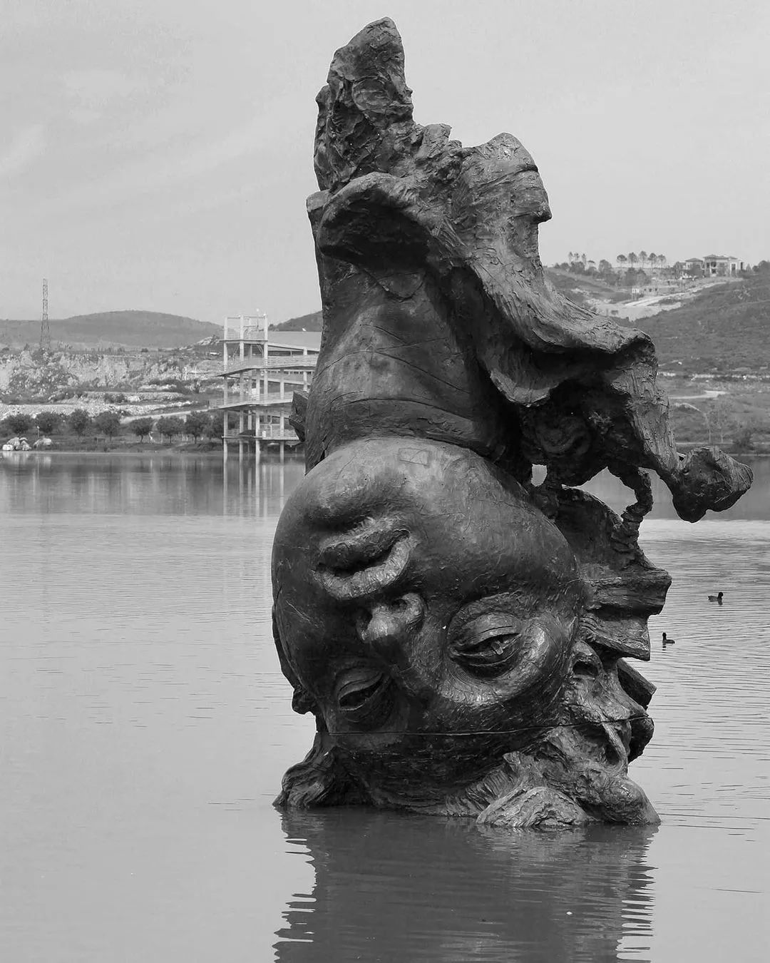 Javier Marin is so expressive!Spectacular and mysterious sculpture - iNEWS