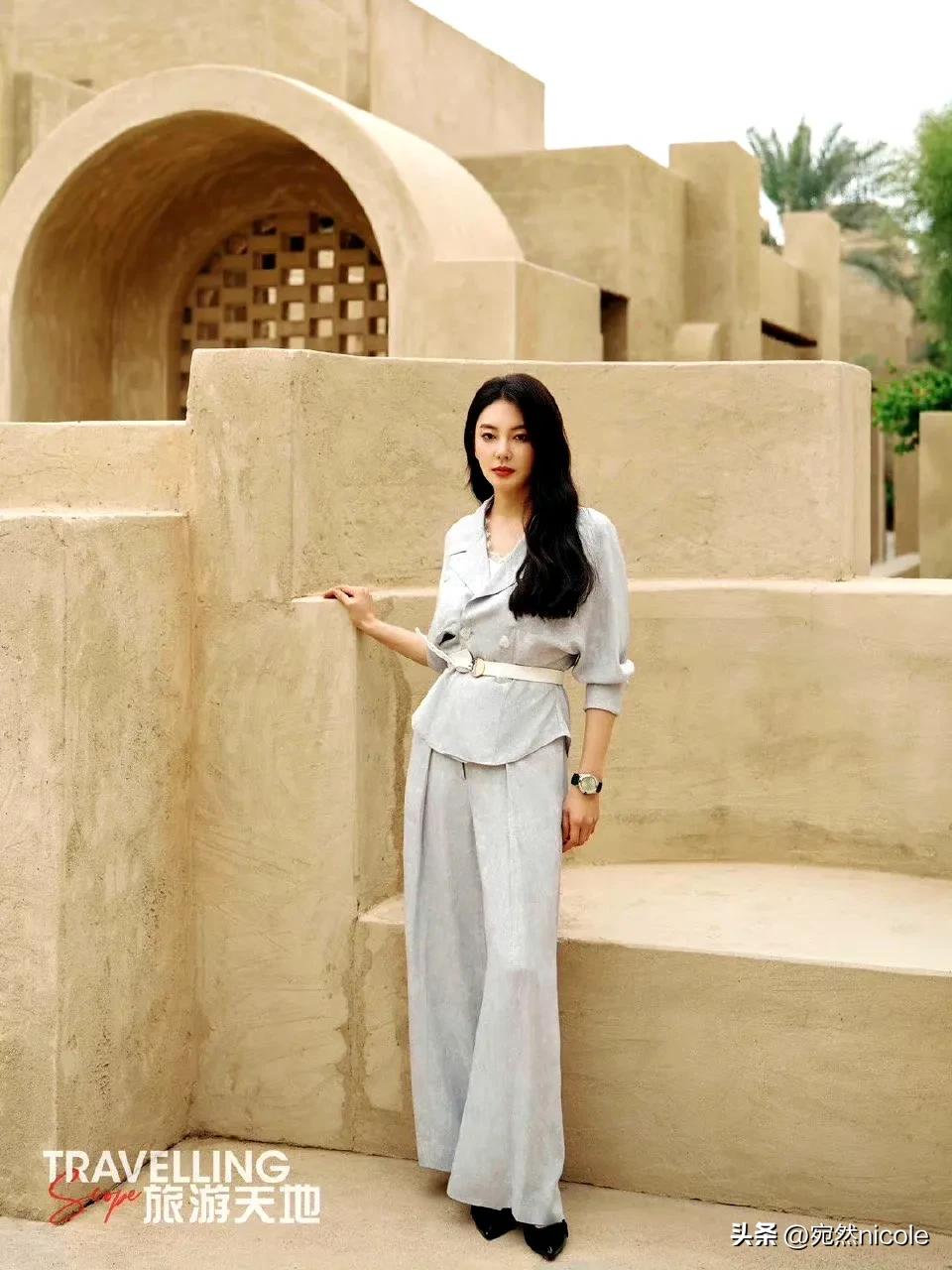 Zhang Yuqi's desert red dress is so beautiful and domineering! - iNEWS