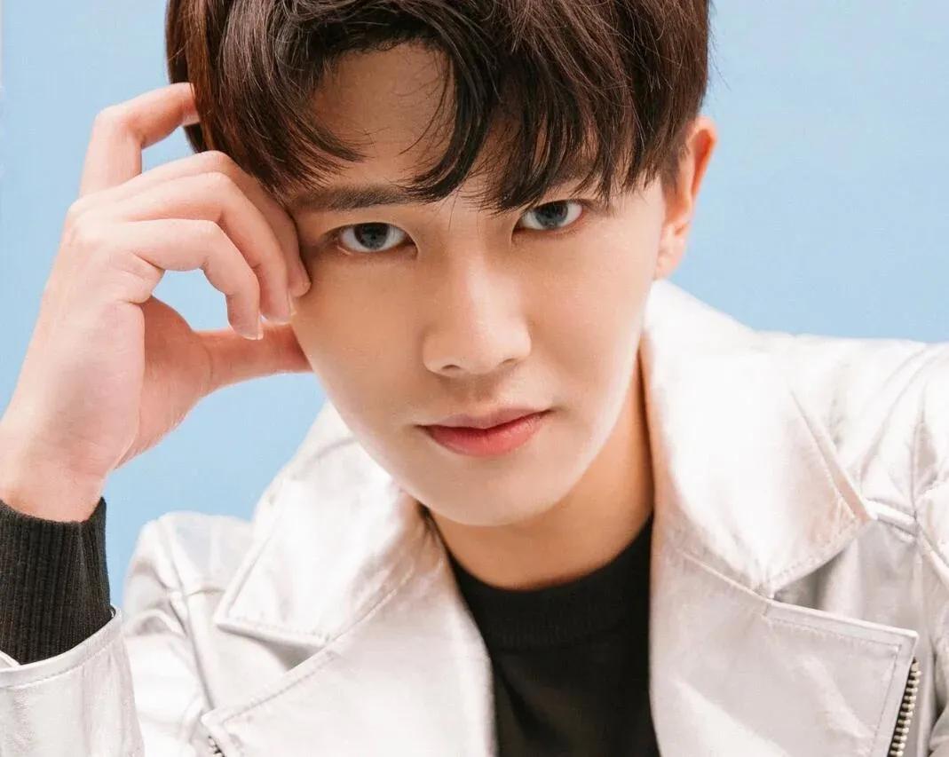 Ren Jialun's music is full of talent, getting better and better - iMedia
